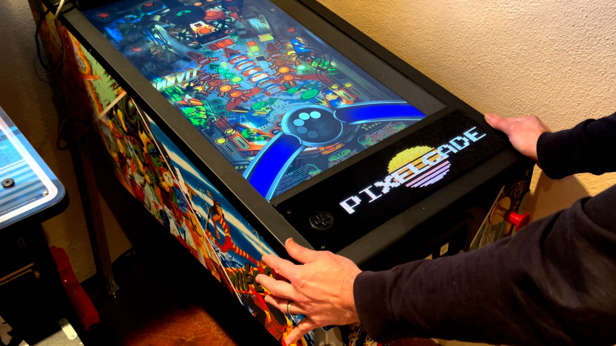 Pixelcade LED DMD for AtGames Legends Pinball Apron – CAT // Creative ...